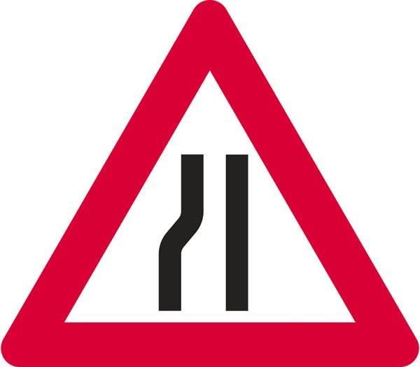 Færdselsskilte • Stort udvalg af vejskilte, advarselstavler m.m. • E-skilte